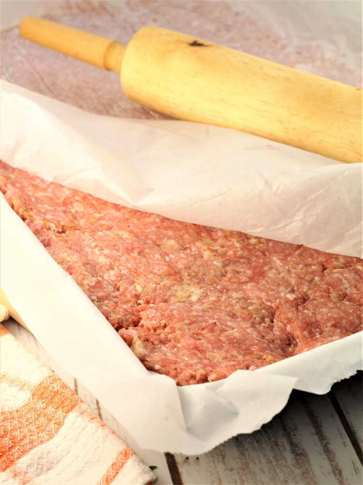 - Spinach and Mushroom Filled Rolled Meatloaf Mangia Bedda