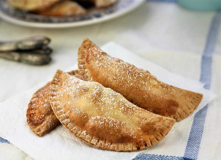 Cassatelle with Chickpea and Chocolate Filling - Mangia Bedda