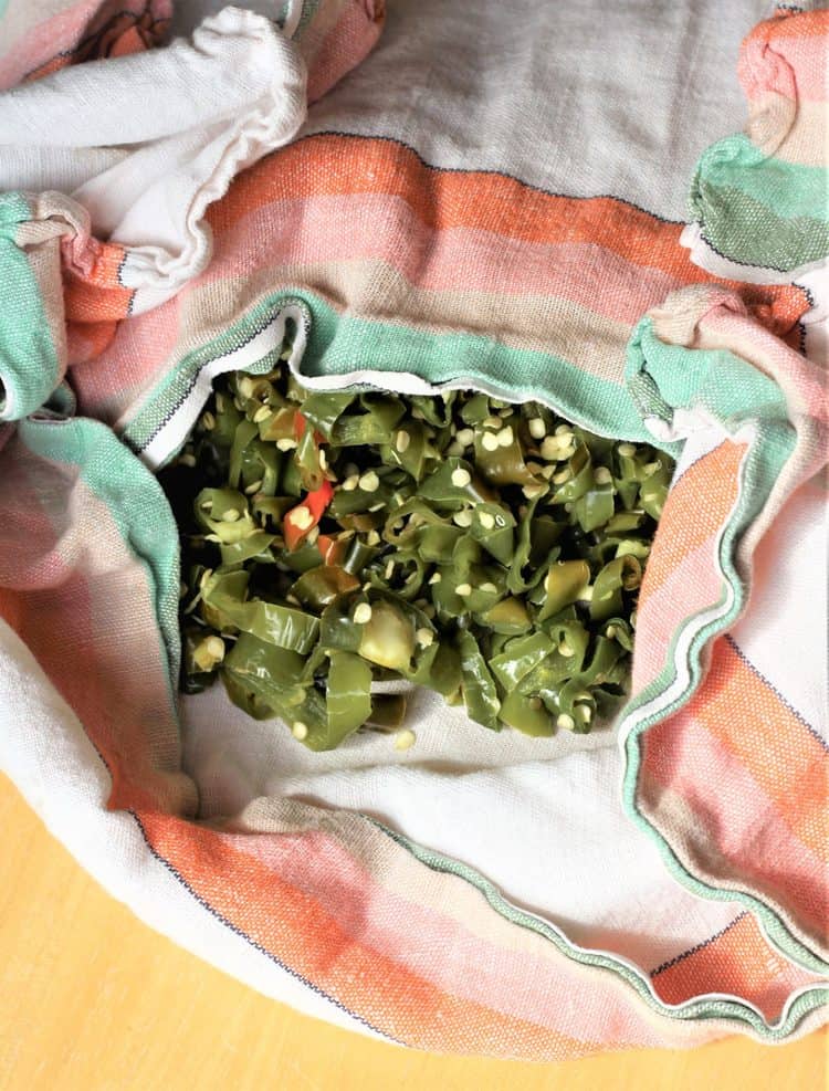 Italian Pickled Hot Peppers - Mangia Bedda