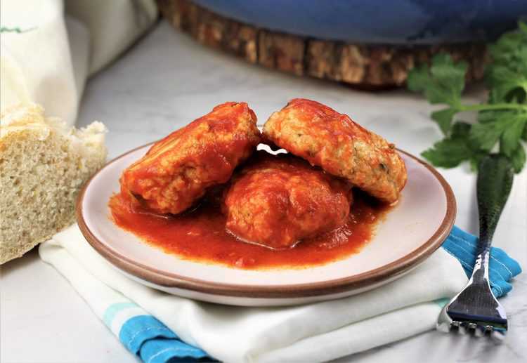 Italian Meatless Meatballs (Polpette di pane) - Mangia Bedda