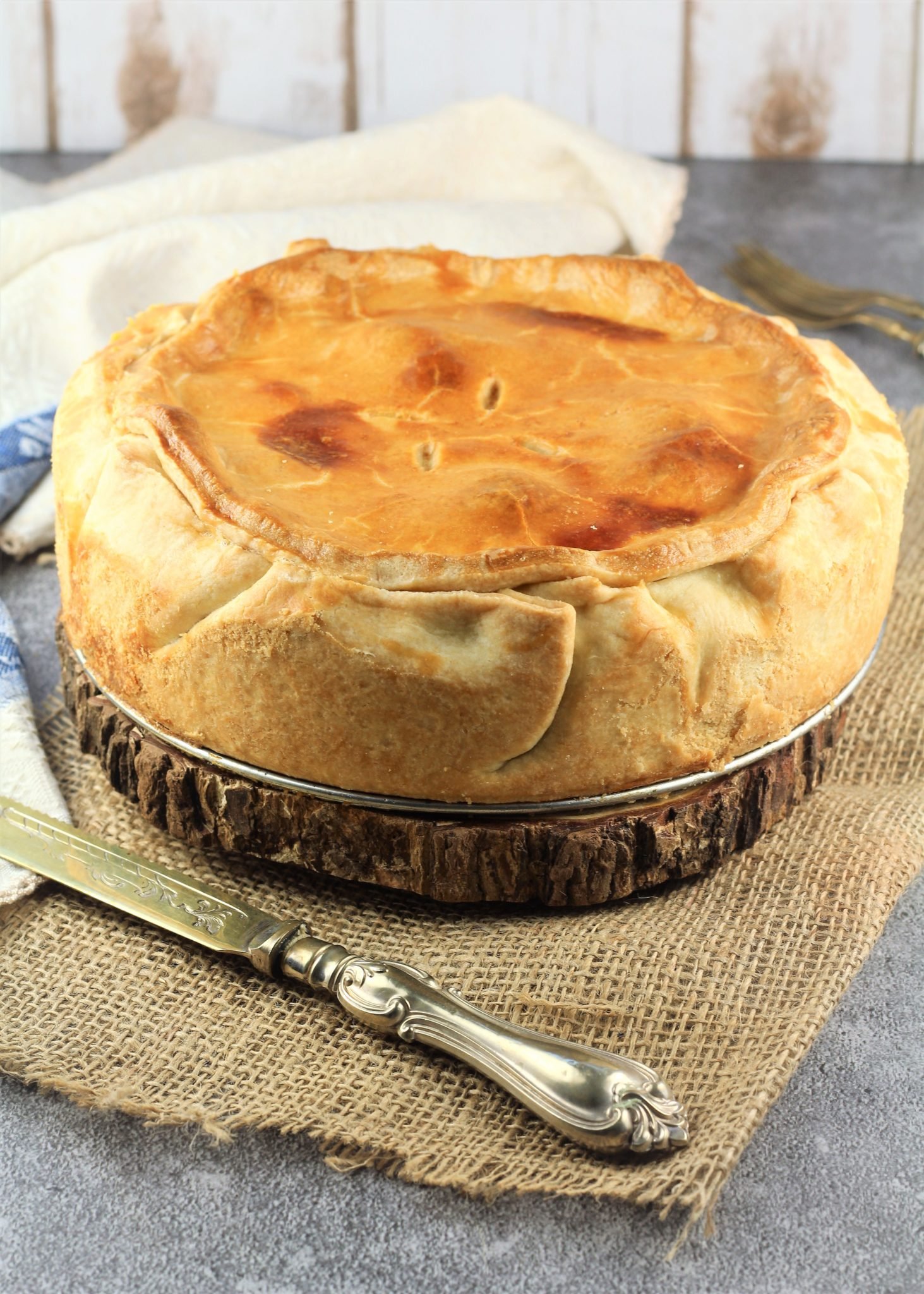 Pizza Rustica (Italian Easter Pie Recipe) - Mangia Bedda