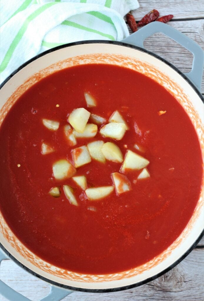 Pasta with Potatoes in Tomato Sauce - Mangia Bedda