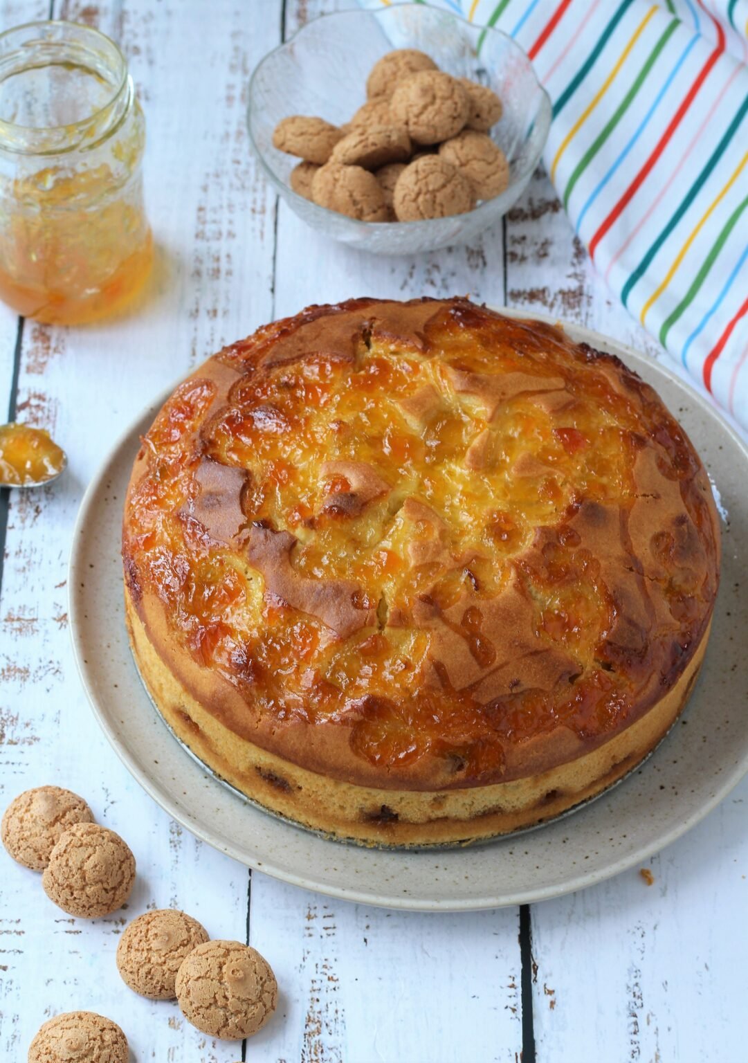 Italian Amaretti Cake - Mangia Bedda